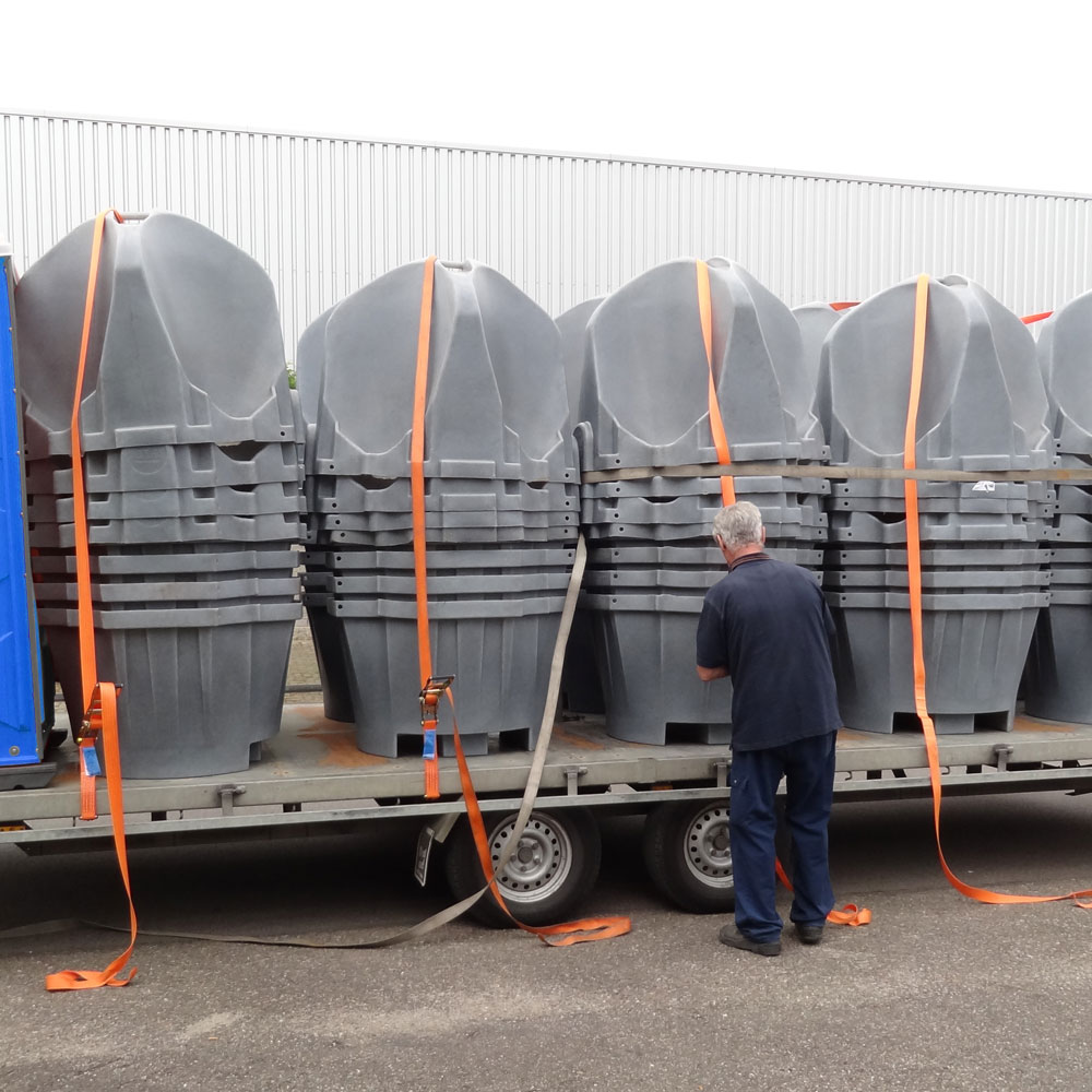 Stackable urinal Pluto3 for events and city centers